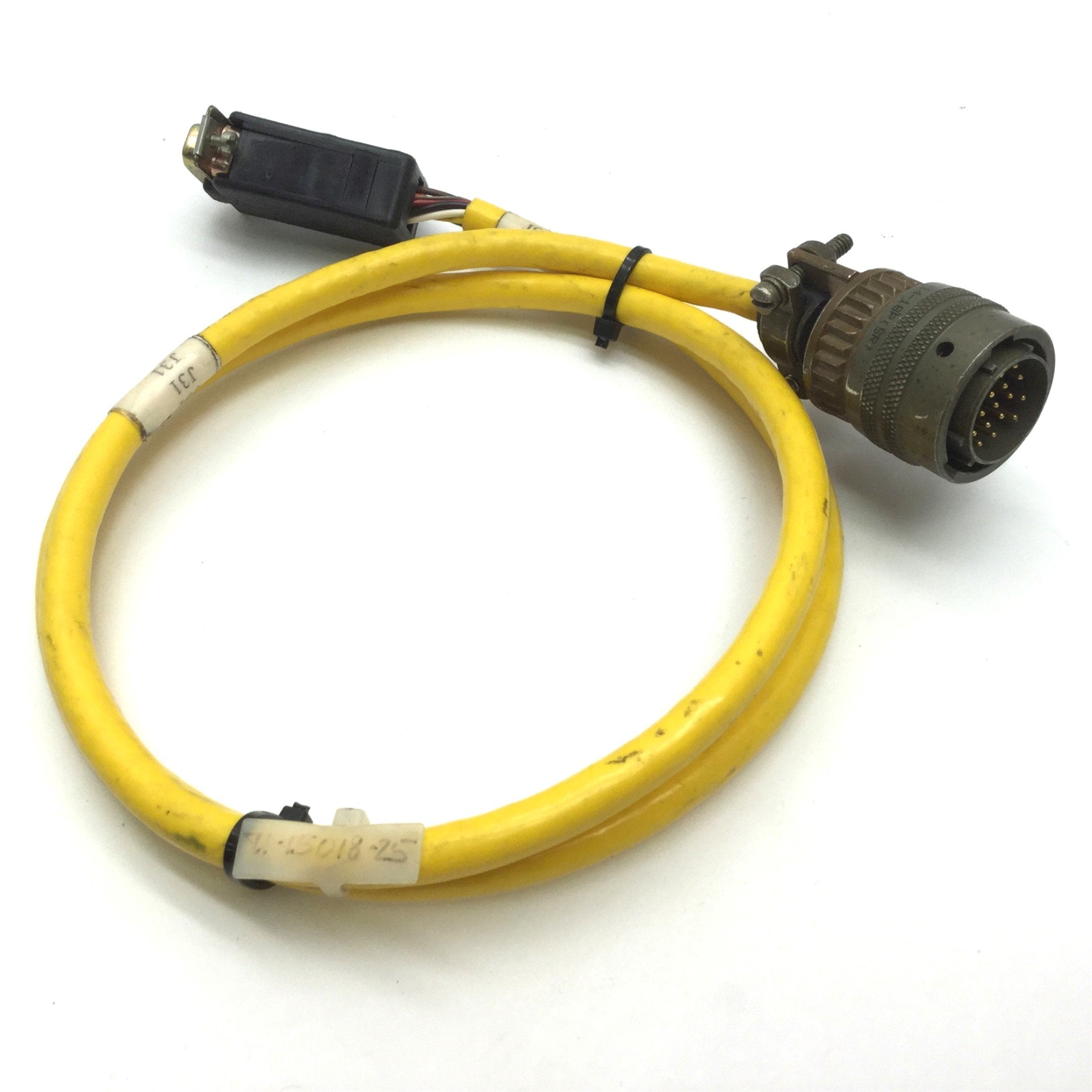 Parker 71-015018 Motor Feedback Cable, MS Round 18-Pin to DB9, 2.5' Lo ...