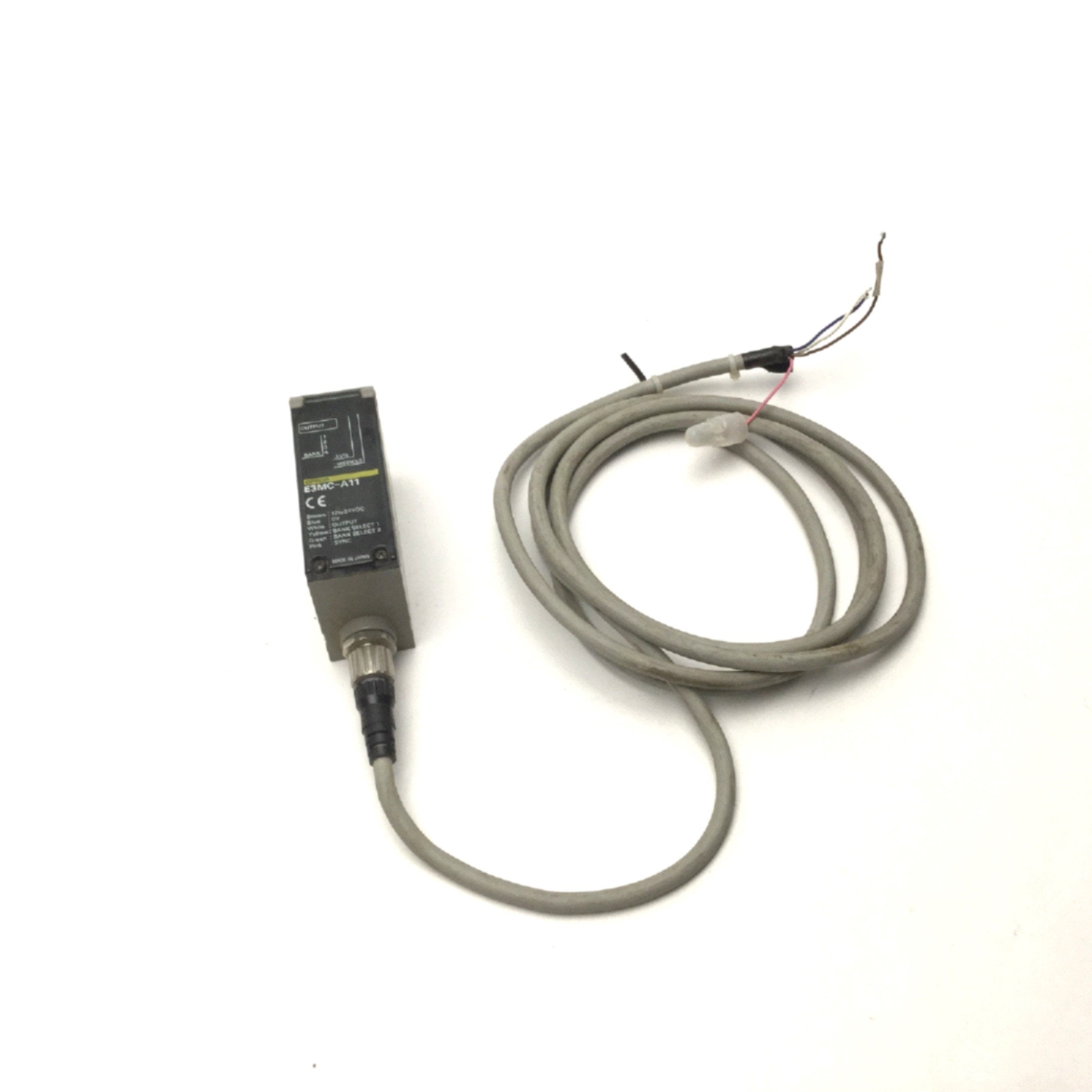 Omron E3MC-A11 RGB Color Sensor Built-In Amplifier Type NPN Output 12 ...
