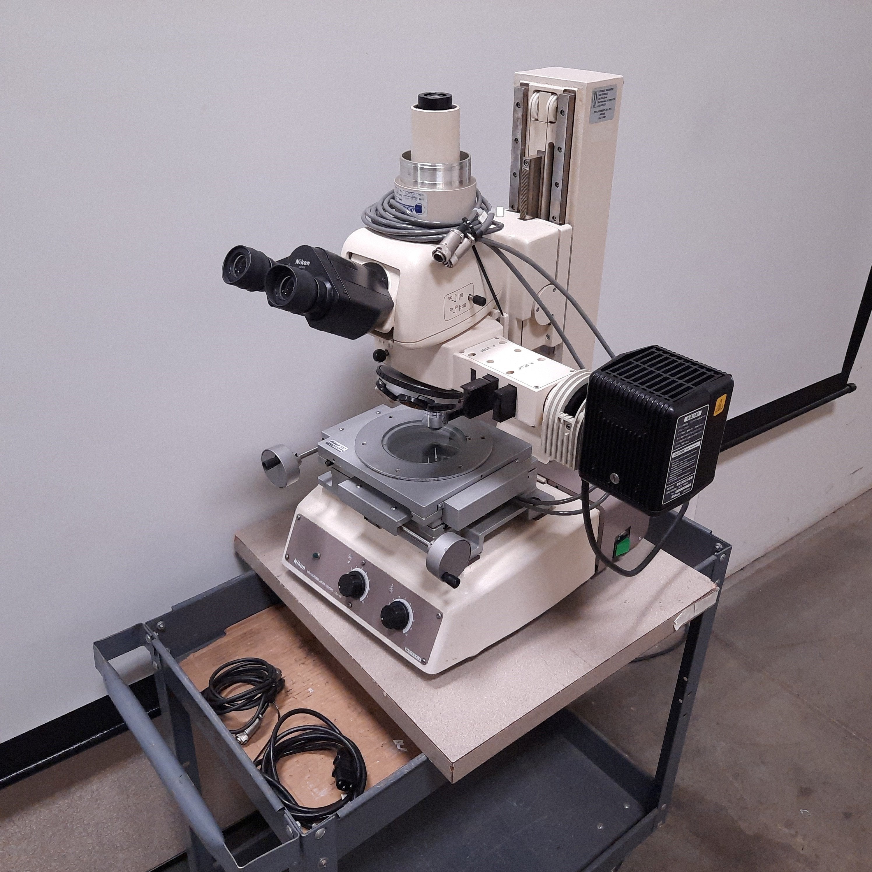 Nikon MM-40 Measuring Microscope, 10X/0.3 Objective, W/ XY Position St ...