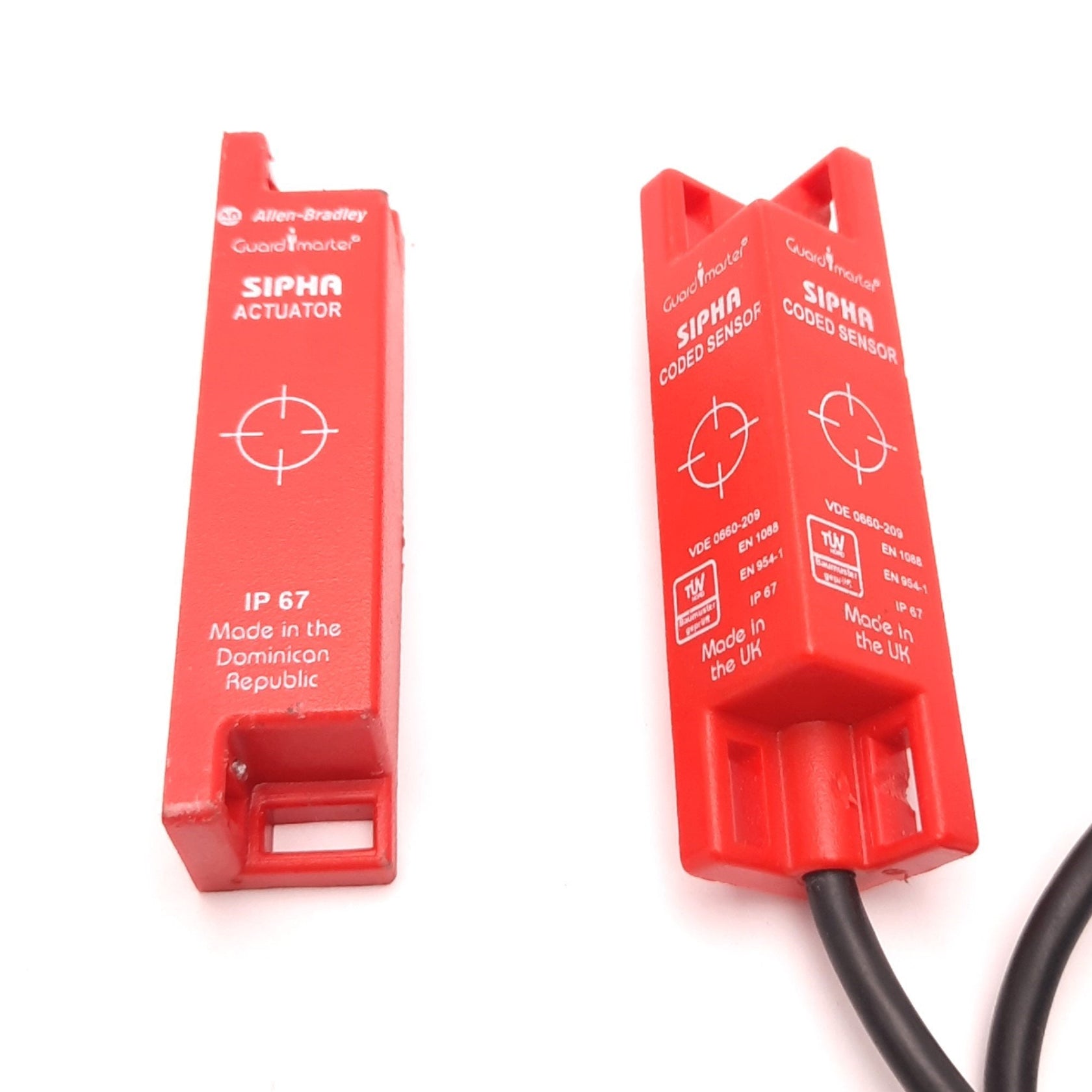 Allen Bradley Sipha VDE 0660-209 Coded Sensor, IP 67 Actuator, Range 9 ...