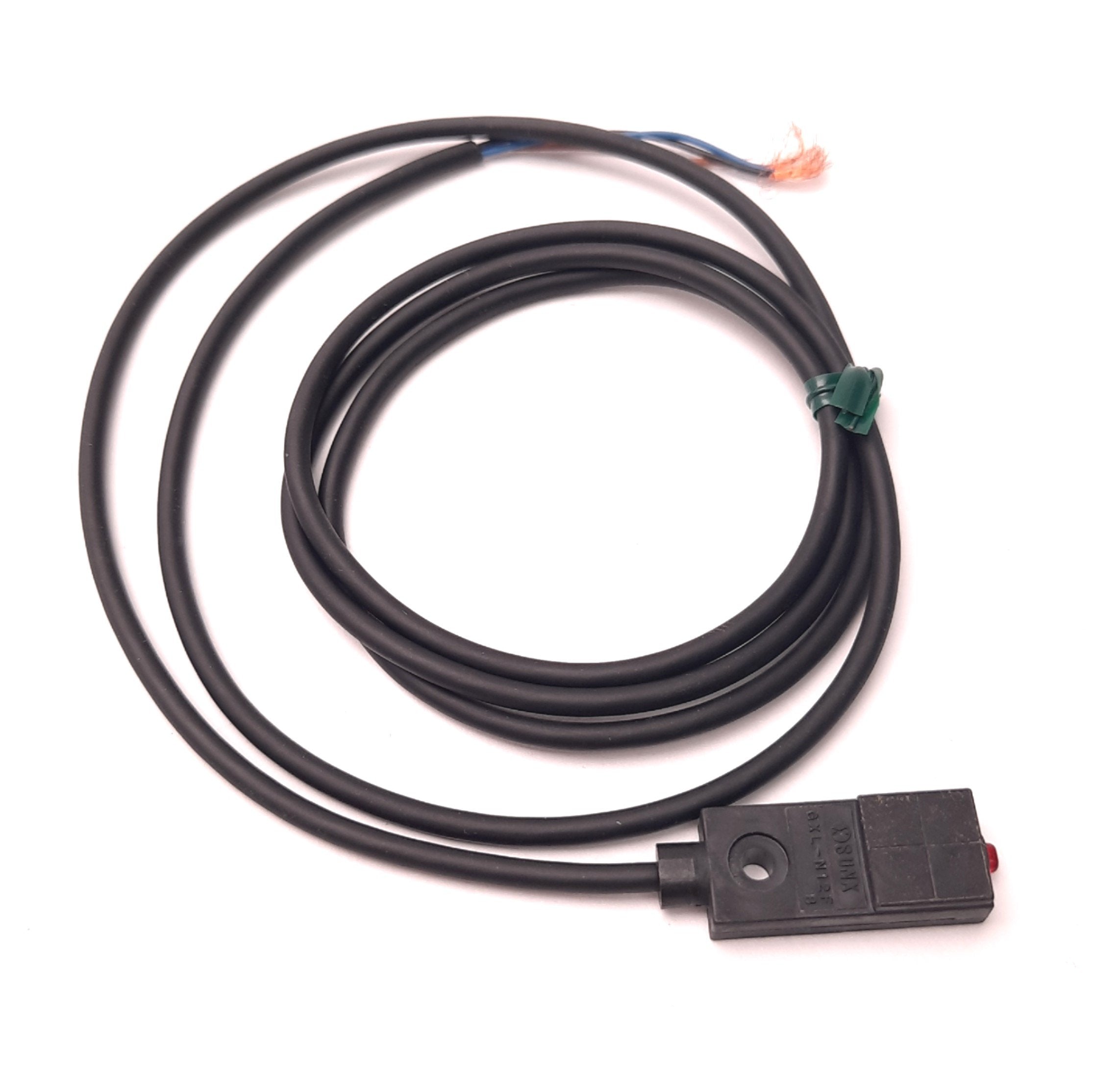 SUNX GXL-N12F Proximity Sensor, 12-24VDC, 2mm Sensing Range, NPN N.O ...