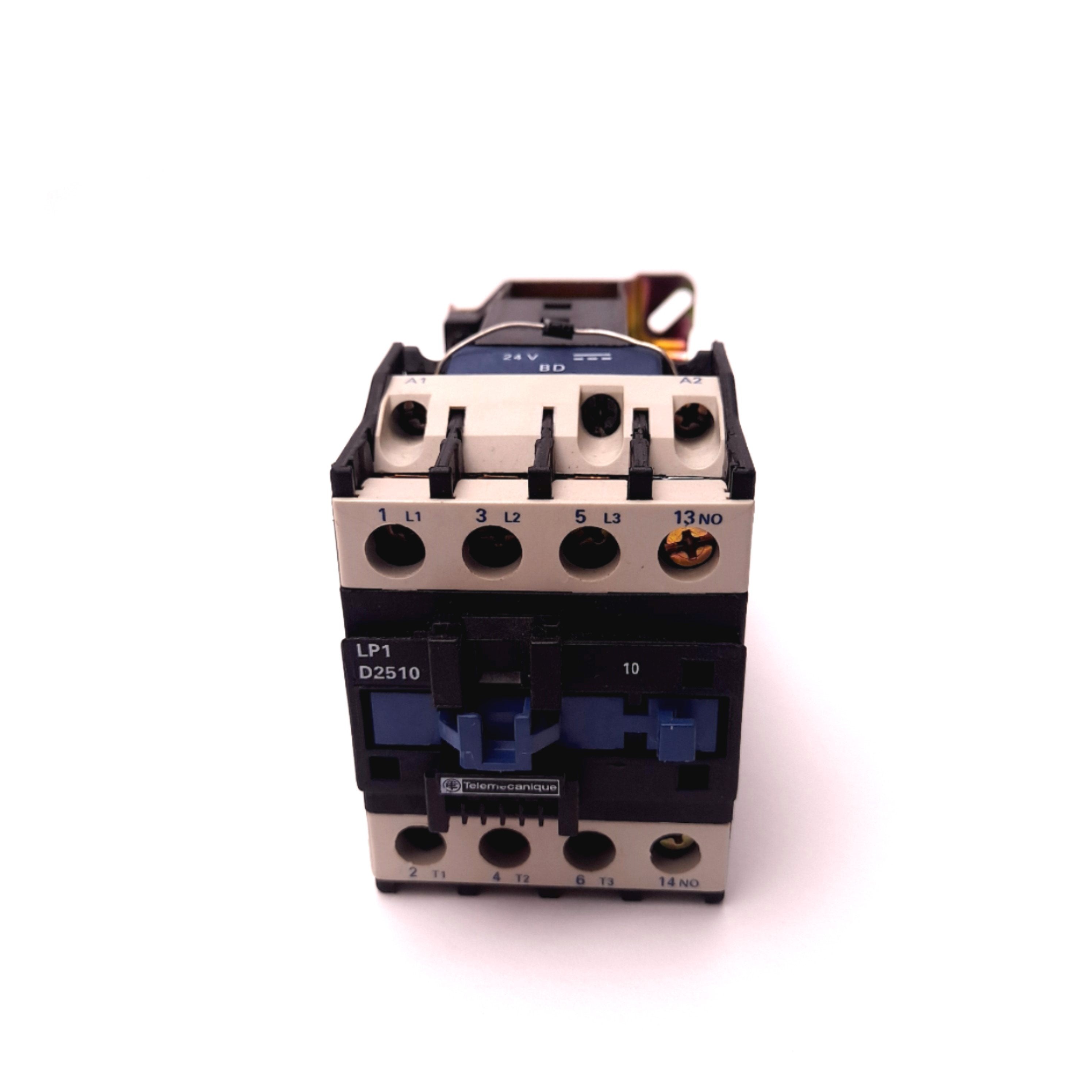 Telemecanique LP1 D2510 Contactor, 3-Pole N/O Aux, Coil: 24VDC, Rating ...