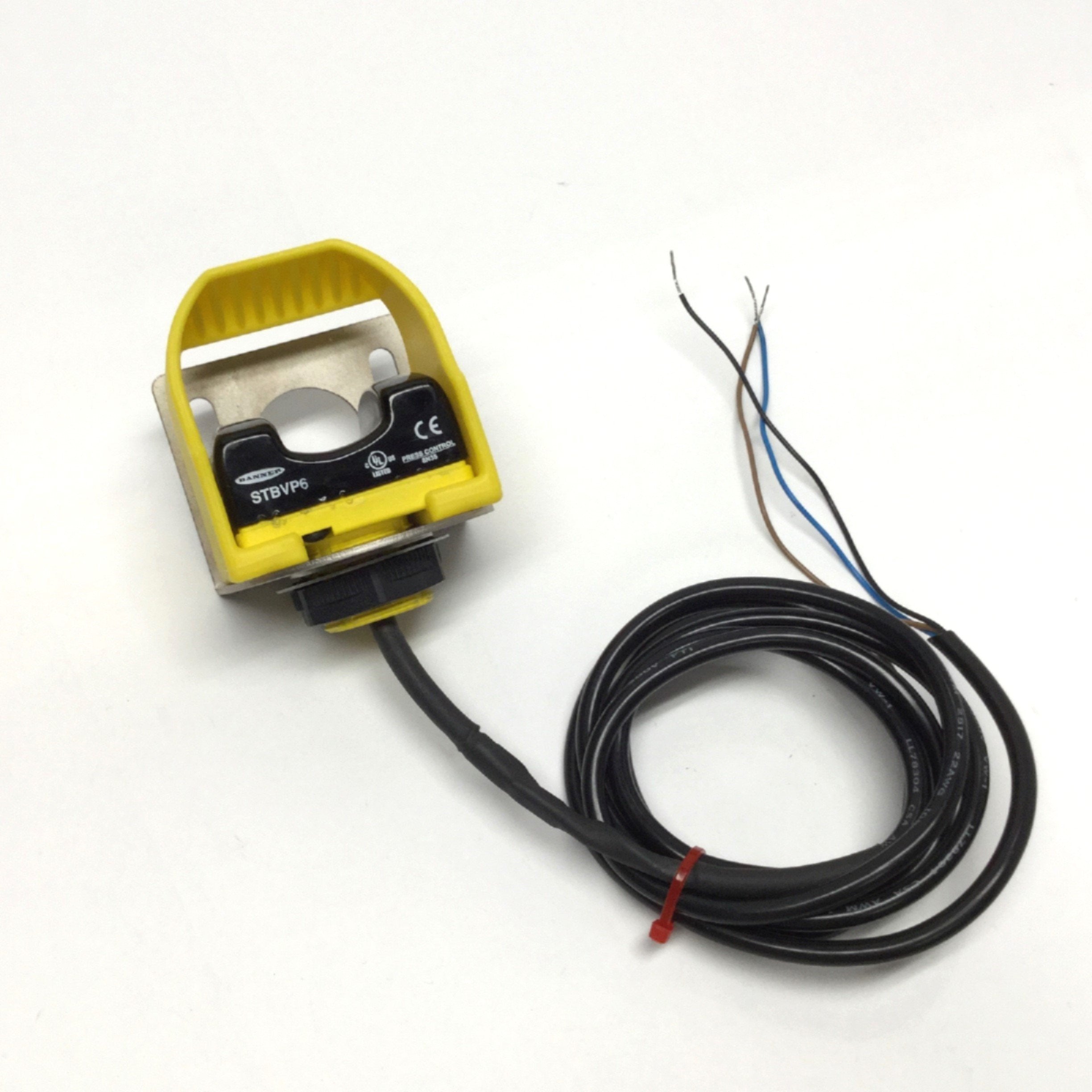 Banner STBVP6 Self-Checking Optical Touch Button Switch, 10-30VDC, 4-W ...