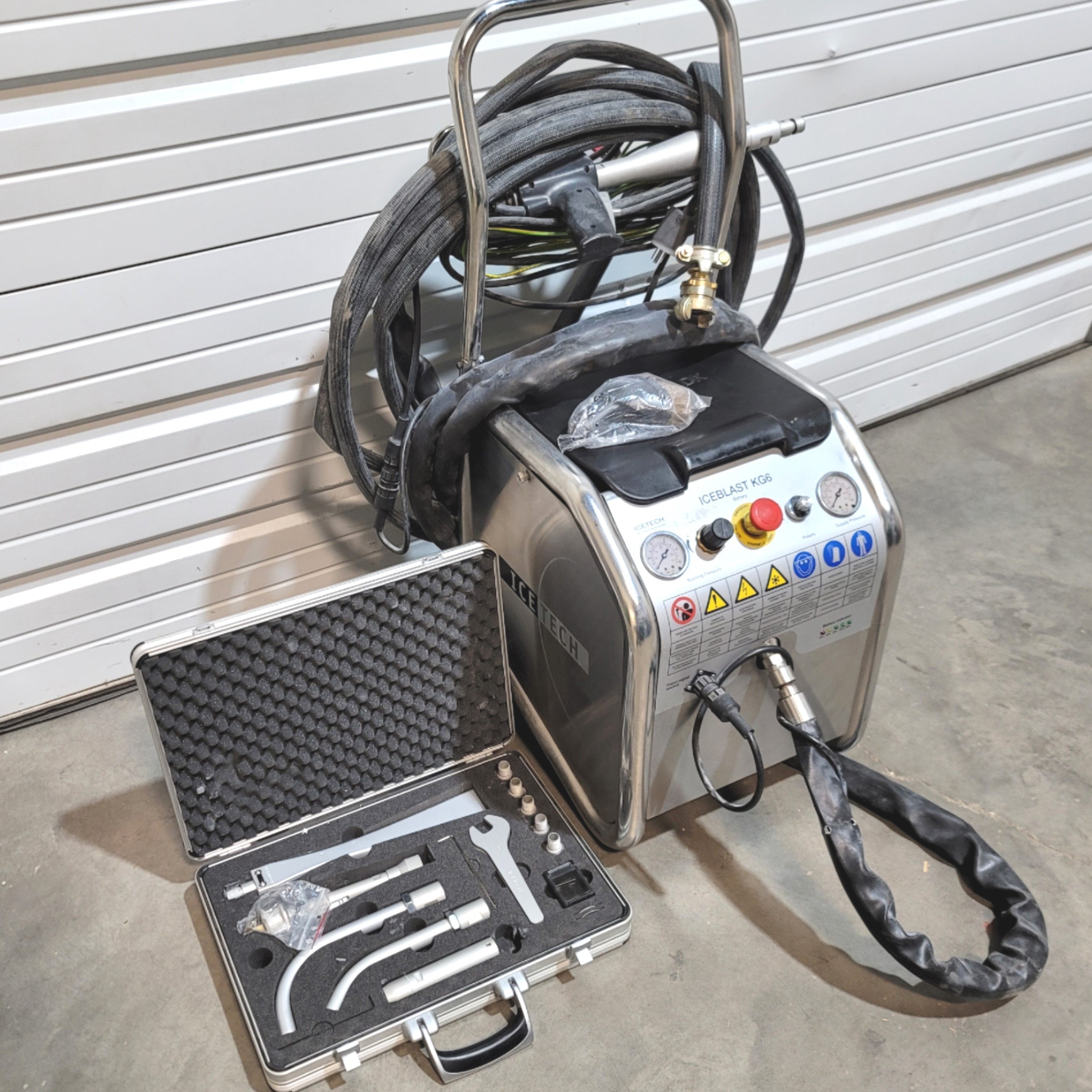 ICETECH ICEBLAST KG6 Dry Ice Blasting Machine With Accessory Kit 13lbs ...