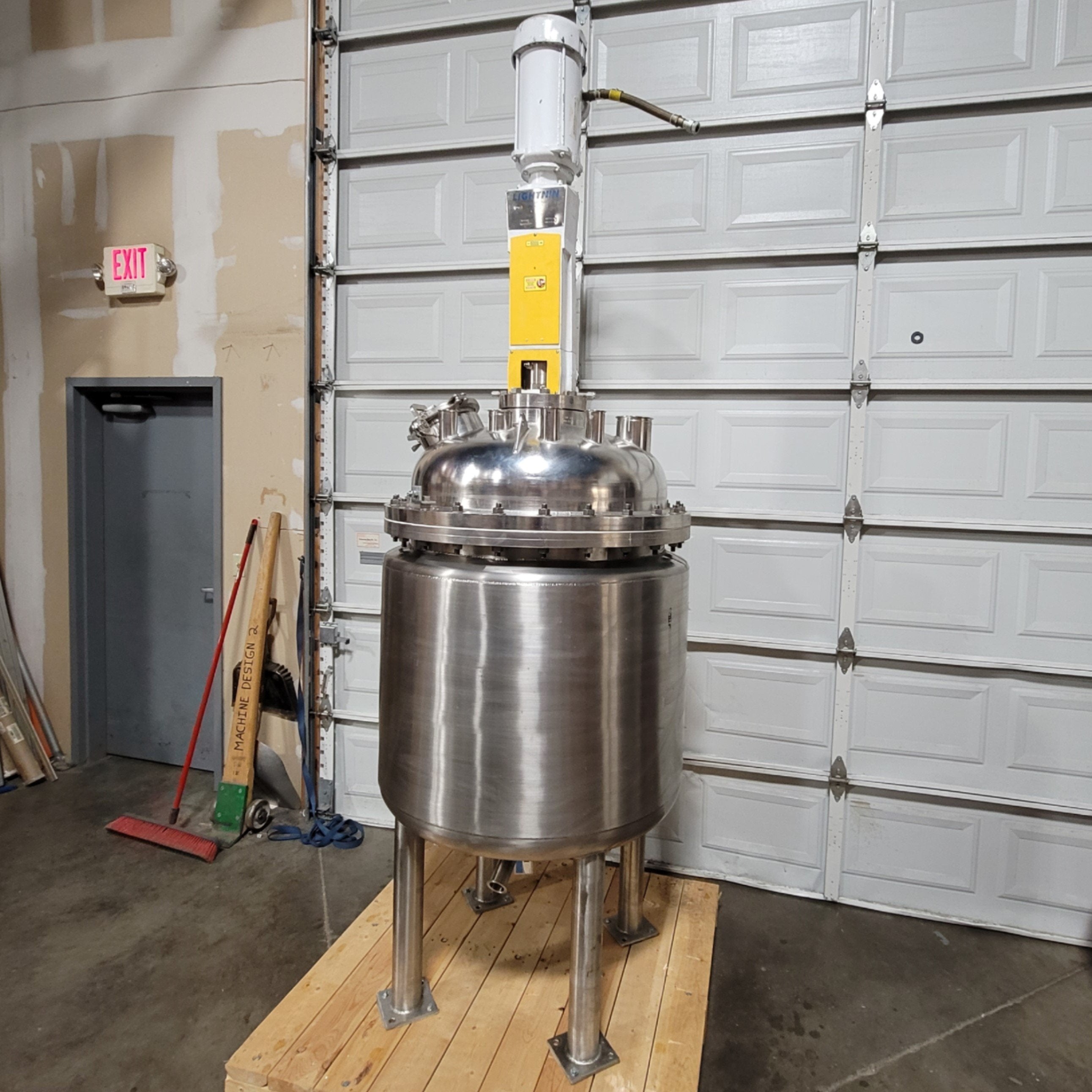 Steel-Pro Incorporated RS-101 100 Gallon Reactor Tank With Lightnin X1 ...