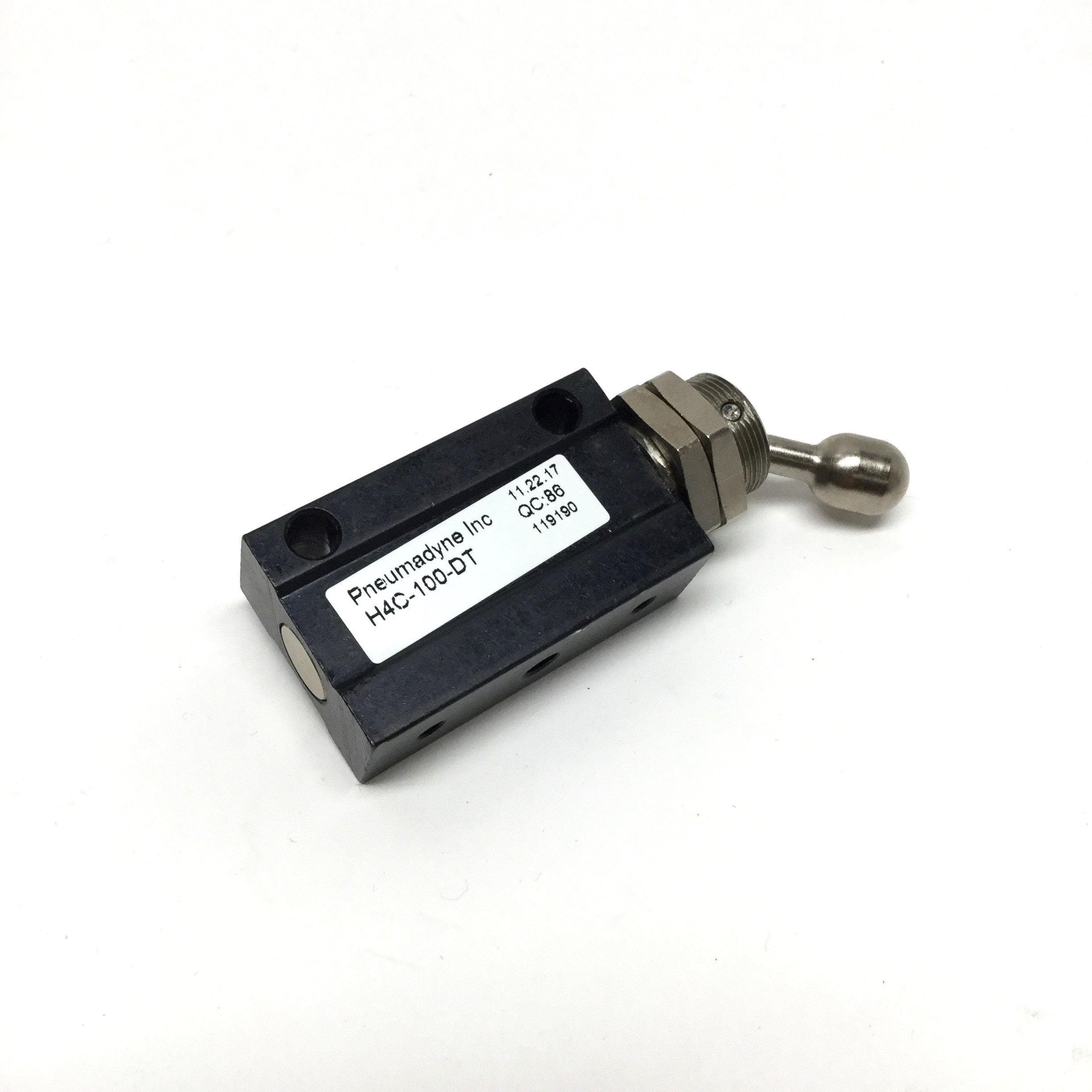 Pneumadyne H4C-100-DT Detented Toggle Air Control Valve, 4-Way, 2-Pos ...